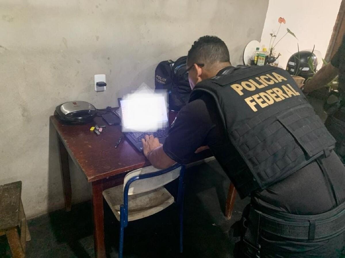 Folha Do Estado Pf Cumpre Mandado De Busca E Apreensão Contra